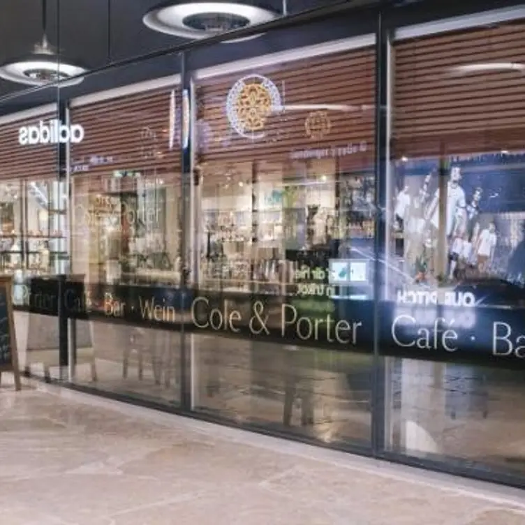 Cole & Porter Bar - Mis à jour en 2024, Restaurant International à ...