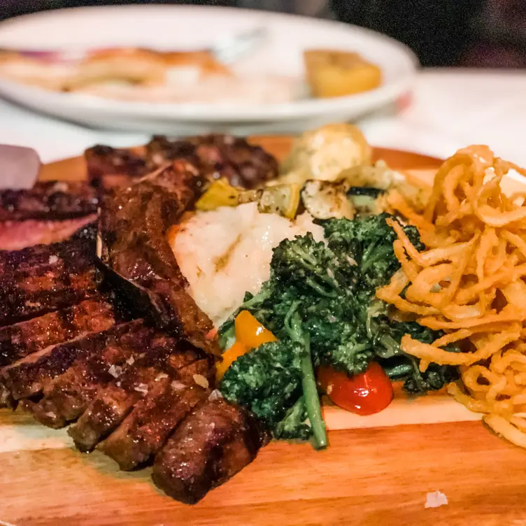 Restaurante Big Rock Chop House - Birmingham, MI | OpenTable