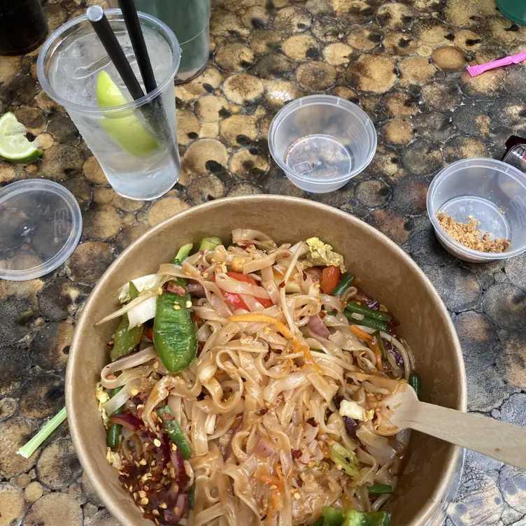 Tiki Bar & Kitsch Inn Restaurant - Glasgow | OpenTable