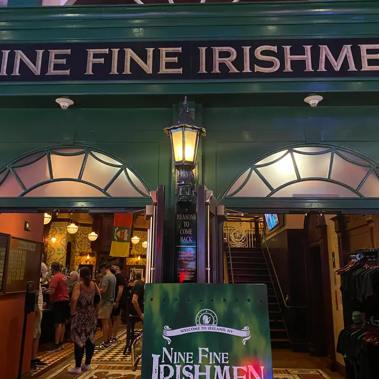 Nine Fine Irishmen - New York - New York Restaurant - Las Vegas, NV ...