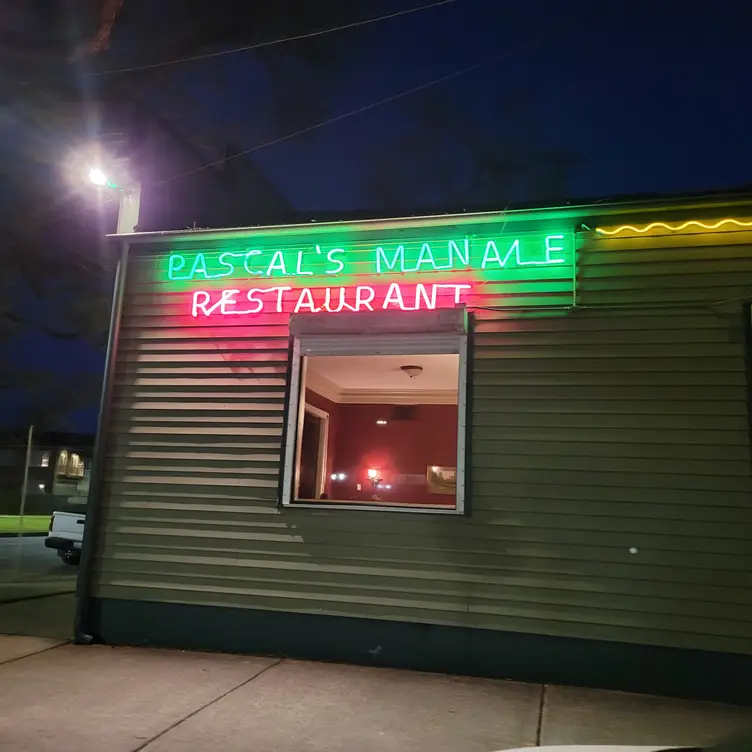 Pascal's Manale Restaurant - New Orleans, LA | OpenTable