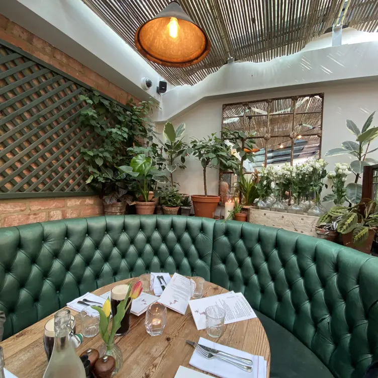 The Fox & Pheasant Restaurant - London | OpenTable