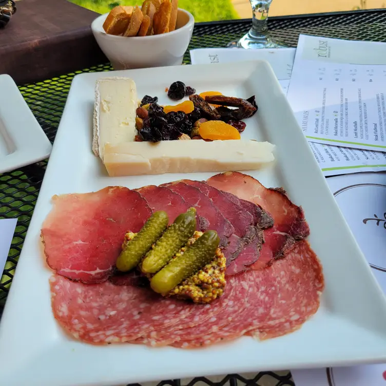 Robust Restaurant - Webster Groves, MO | OpenTable