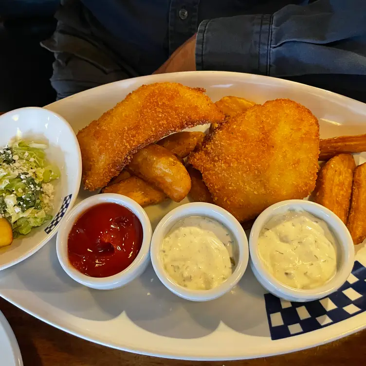 Duke's Seafood - Green Lake Restaurant - Seattle, WA | OpenTable