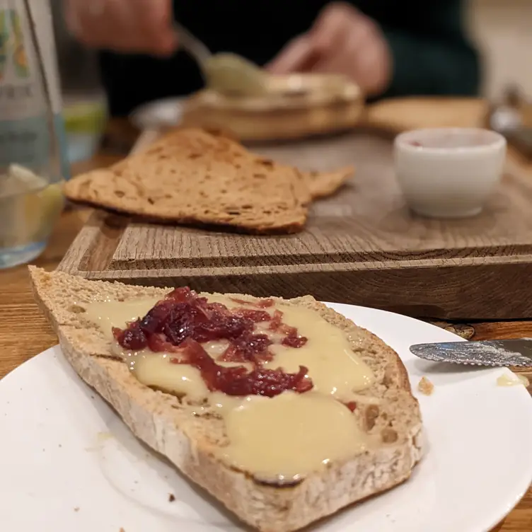 The Bell at Ramsbury Restaurant - Ramsbury | OpenTable