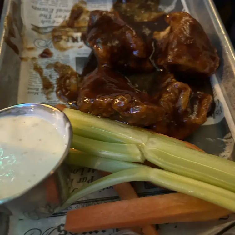 Emerald Loop Bar and Grill Restaurant - Chicago, IL | OpenTable