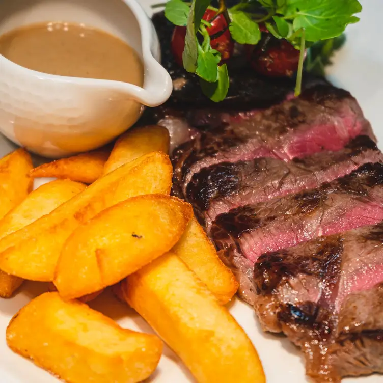 Bistro 101 Stanmore Restaurant - Stanmore, , Greater London | OpenTable