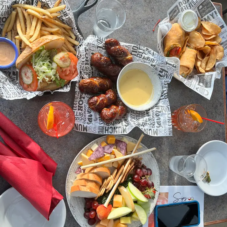 Piazza Messina Restaurant - Cottleville, MO | Book on OpenTable