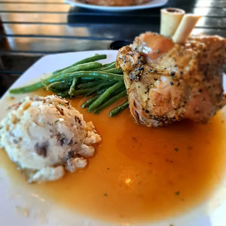 Ovation Bistro & Bar - Davenport - PRIORITY SEATING Restaurant ...