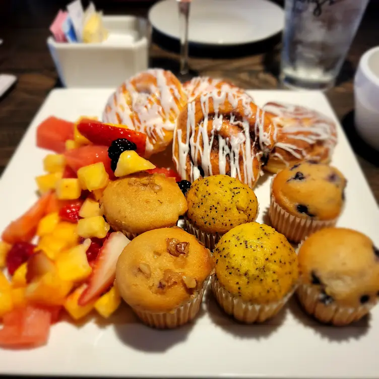 Twigs Bistro and Martini Bar - Wandermere Restaurant - Spokane, WA ...