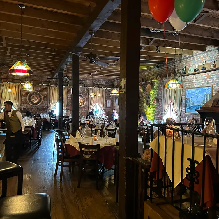 Il Porto Restaurant - Alexandria, VA | OpenTable