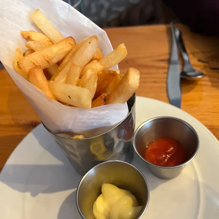 Catalyst Restaurant - Cambridge, MA | OpenTable