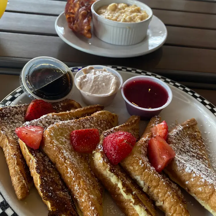 LuLu's Restaurant - Richmond, VA | OpenTable