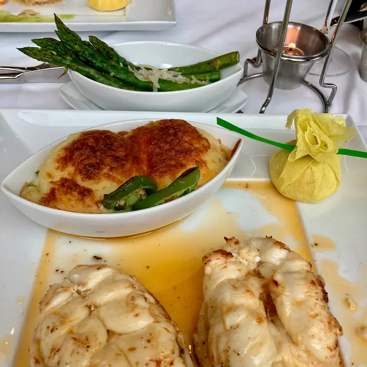 Seven Rivers Steaks Seafood and Spirits Restaurant - Ignacio, CO ...