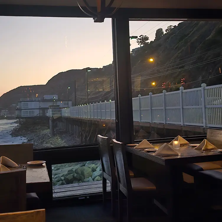 Moonshadows Restaurant - Malibu, CA | OpenTable