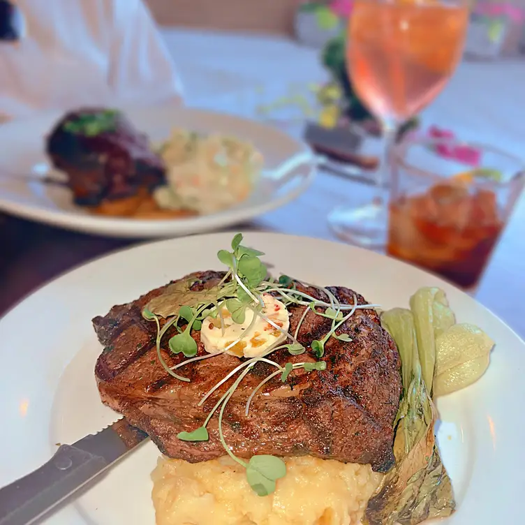 The Well & Table Restaurant - Issaquah, WA | OpenTable