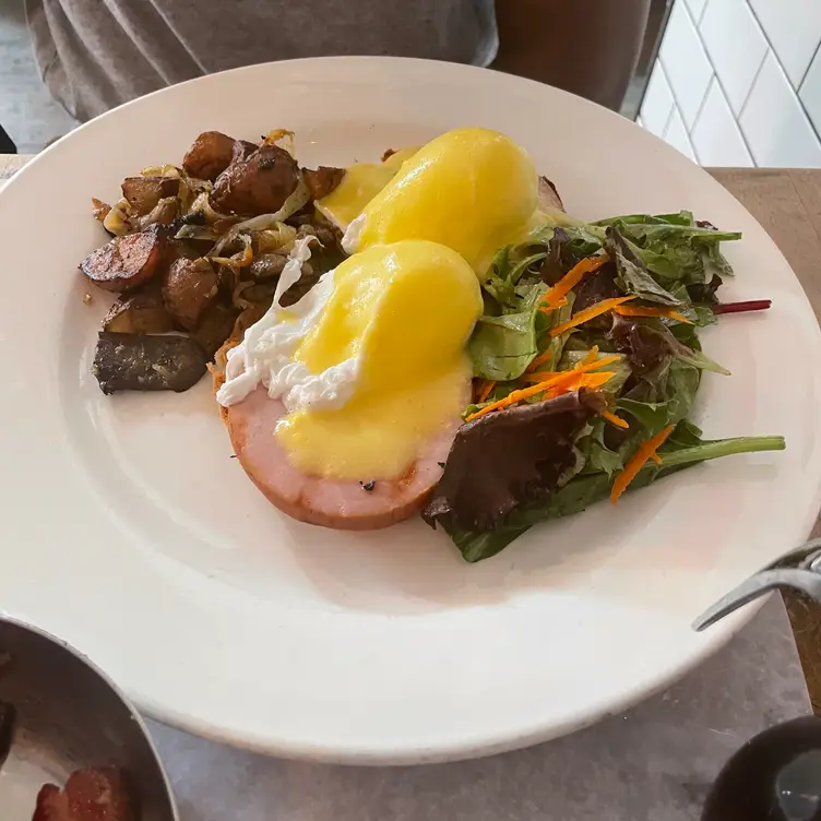 Maison Harlem Restaurant - New York, NY | OpenTable