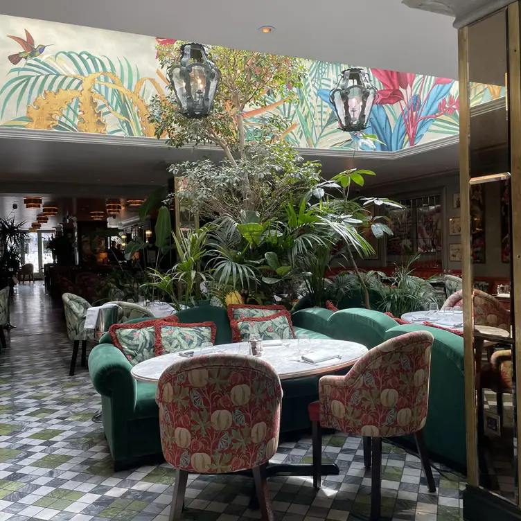 The Ivy Marlow Garden Restaurant - Marlow, ENG | OpenTable