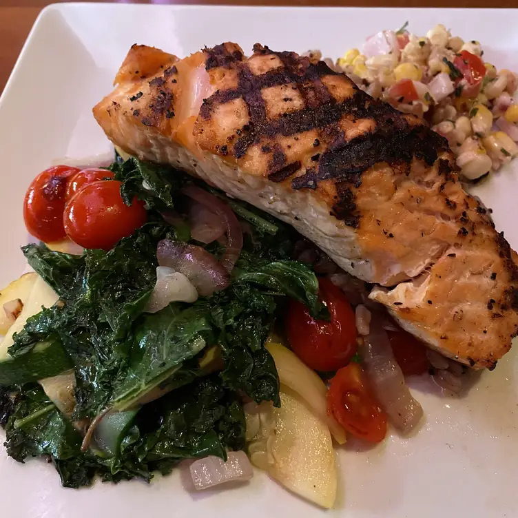 Redstone American Grill - Burlington Restaurant - Burlington, MA ...