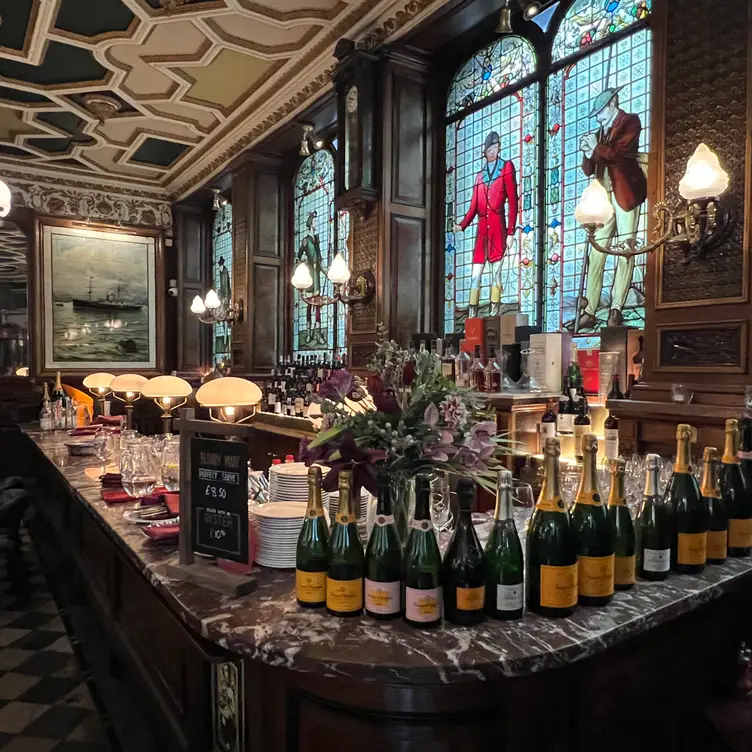 Cafe Royal - Edinburgh Restaurant - Edinburgh, Midlothian | OpenTable