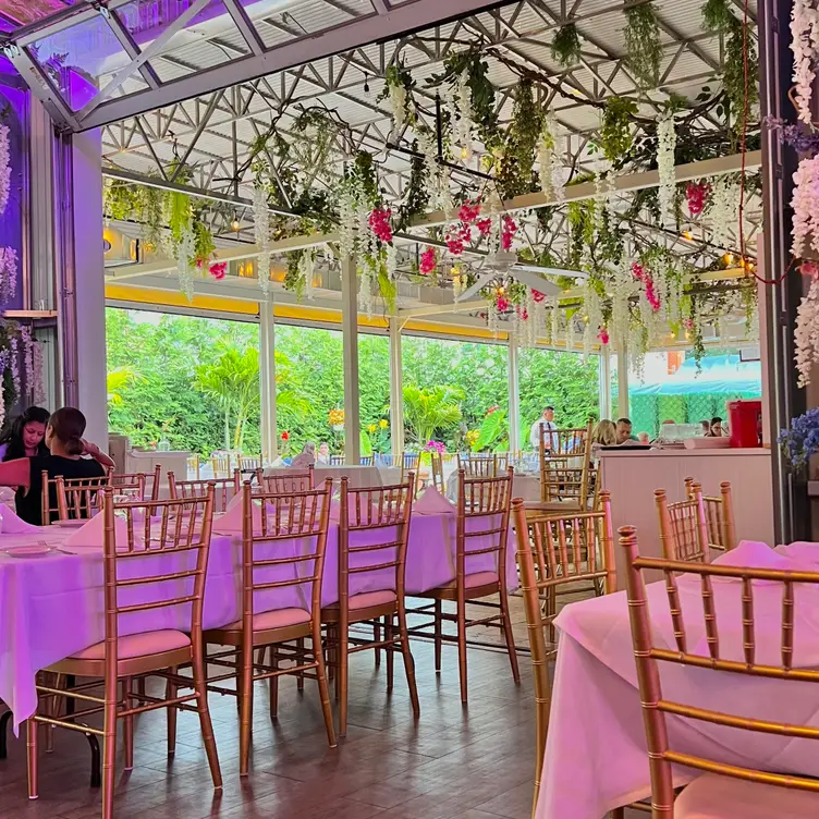 King Umberto Restaurant - Elmont, NY | OpenTable