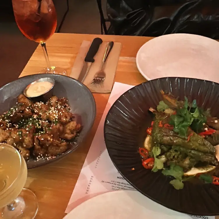 Restaurante Dexter - Preston, , AU-VIC | OpenTable