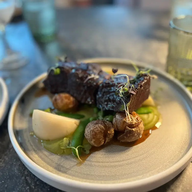 Isabelle Restaurant + Lounge - Burlington, ON | OpenTable