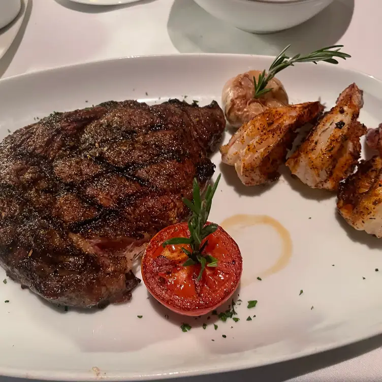 Larsen's Steakhouse - Valencia Restaurant - Valencia, , CA | OpenTable