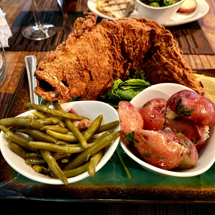 Reel Fish Coastal Kitchen & Bar Restaurant - Winter Park, , FL | OpenTable