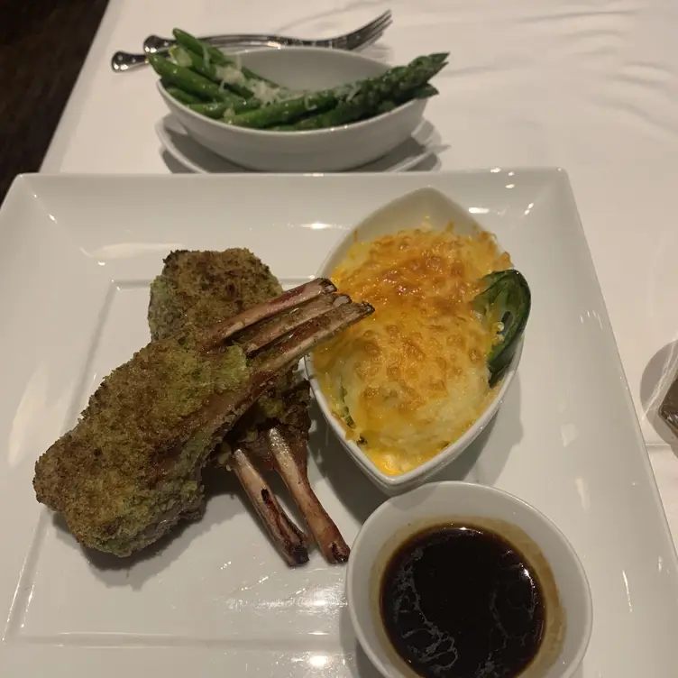 Restaurante Seven Rivers Steaks Seafood and Spirits - Ignacio, , CO ...