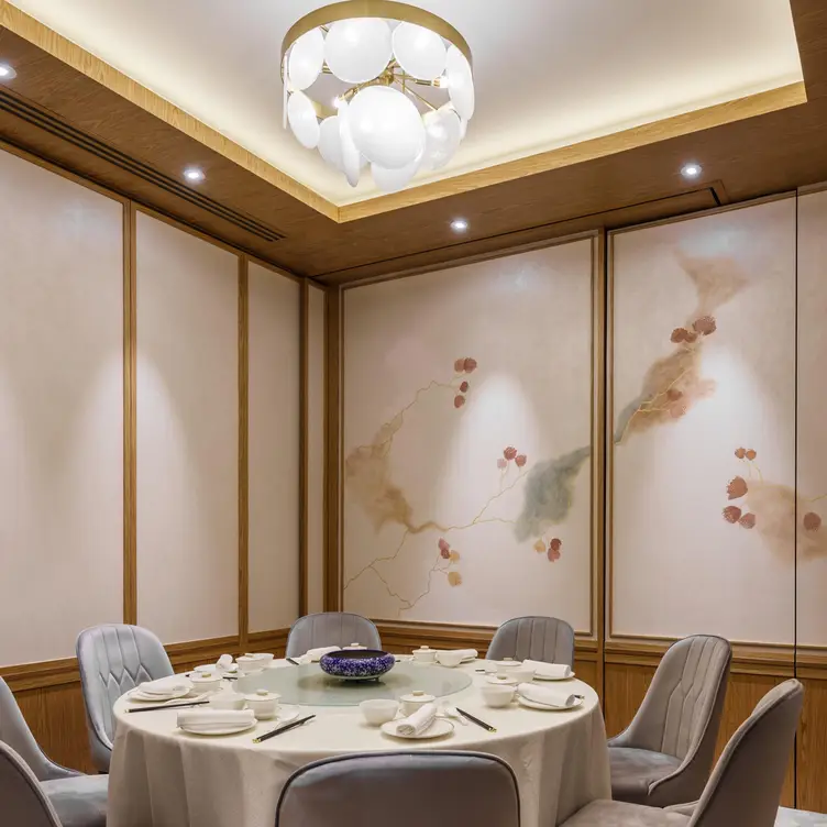 Crystal Jade Palace Restaurant - Updated 2025, Chinese Restaurant in ...