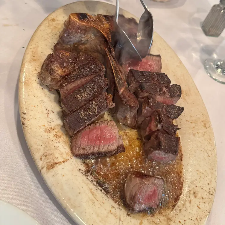 Lenny's Italian - Seafood & Steakhouse - Stamford Restaurant - Stamford ...