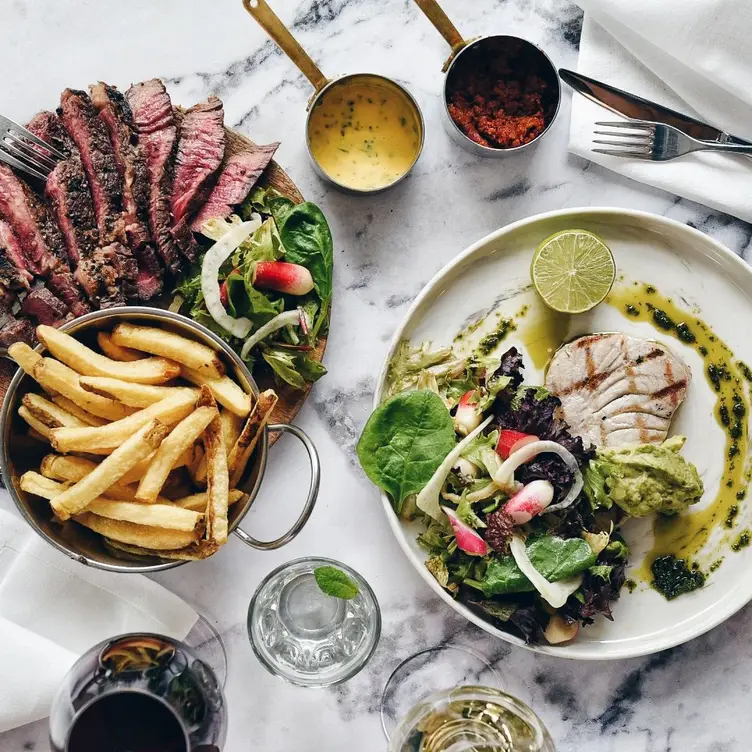 Restaurante Timmy Green - London, | OpenTable