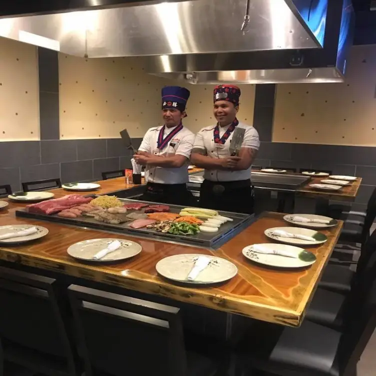 Volcano Sushi & Hibachi - West Berlin Restaurant - West Berlin, NJ ...