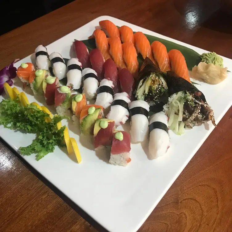 Restaurante Volcano Sushi & Hibachi - West Berlin - West Berlin, , NJ ...