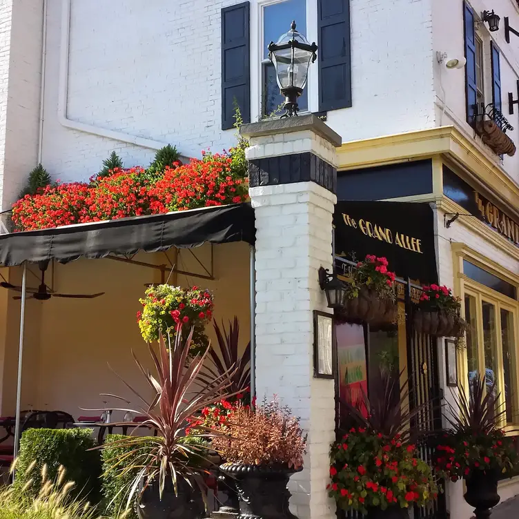 The Grand Cafe - Updated 2025, Contemporary American Restaurant in ...