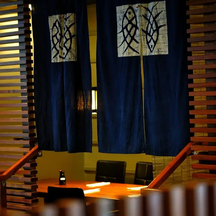 SuBI Japanese Restaurant - Updated 2025, Sushi Restaurant in Bainbridge ...