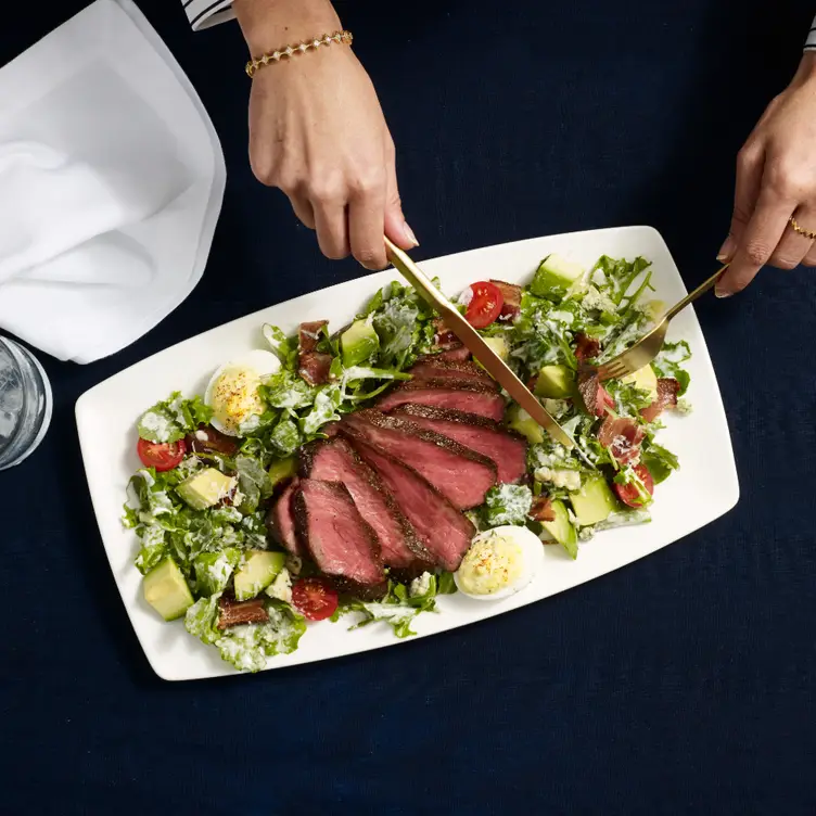 Del Frisco's Grille - Philadelphia Restaurant - Philadelphia, PA | Book ...