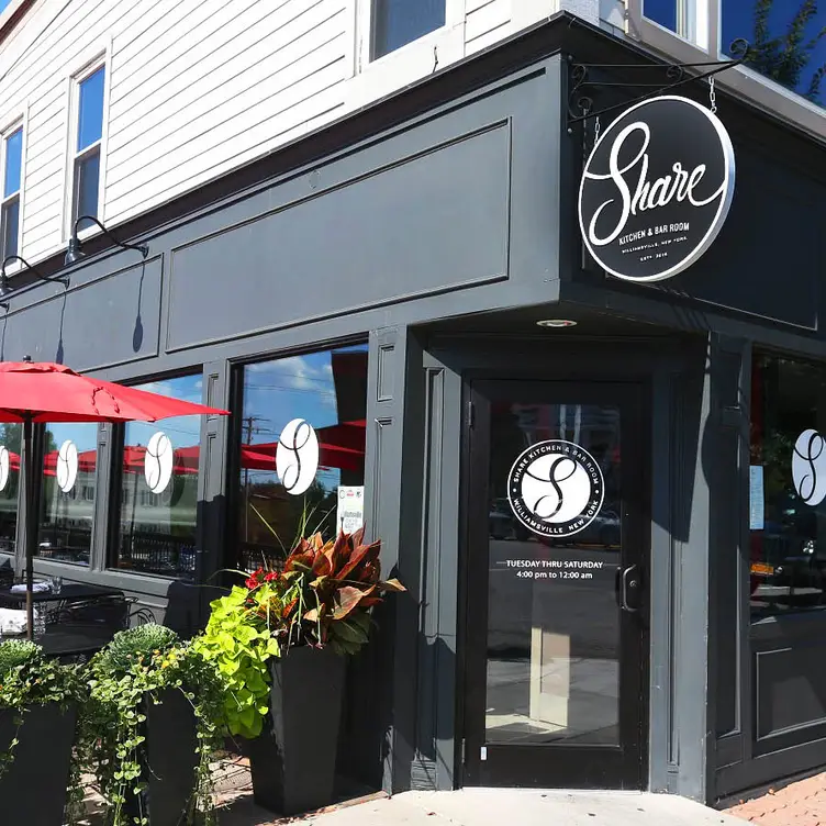 Share Kitchen & Bar Room - Updated 2025, Contemporary American ...