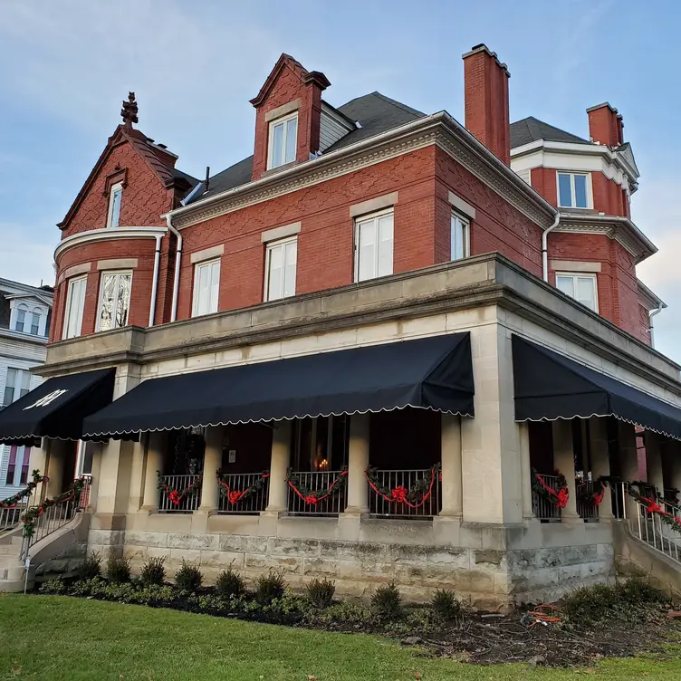 The Meredith Inn - Updated 2025, American Restaurant in Kittanning, PA