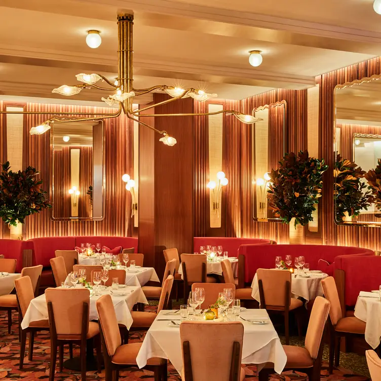 Sant Ambroeus Brookfield - Updated 2025, Italian Restaurant in New York, NY