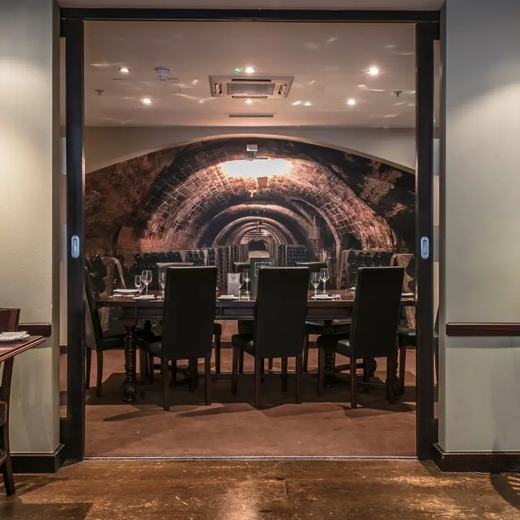 Davy's at Plantation Place Restaurant - London, | OpenTable