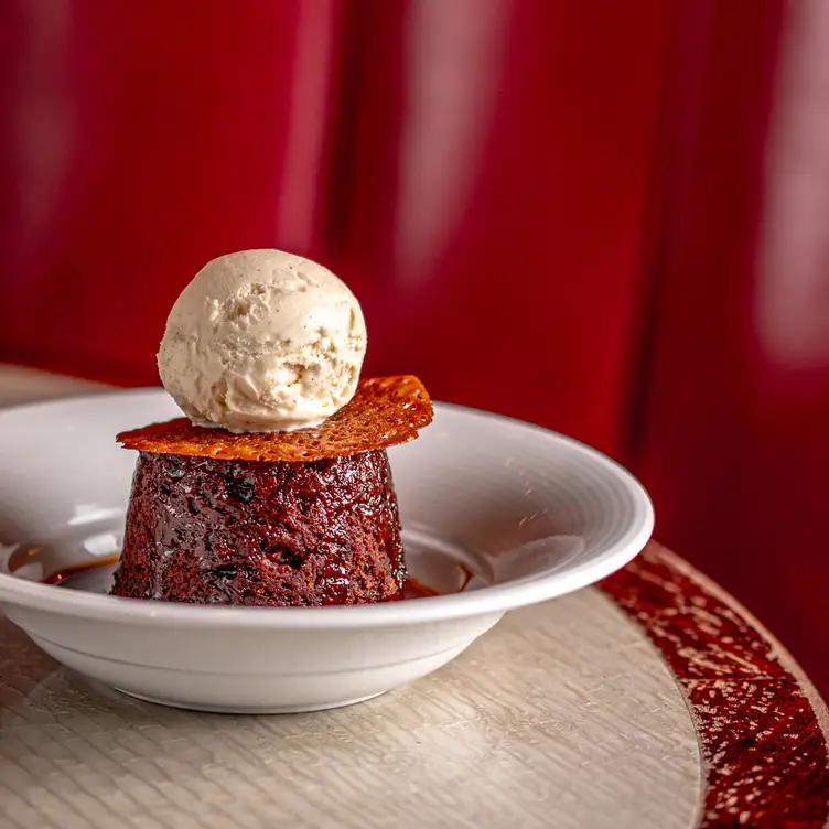 Tuttons Restaurant - London, | OpenTable