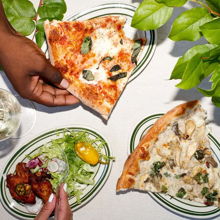 Heartbreakers Pizza Restaurant - Ottawa, ON | OpenTable