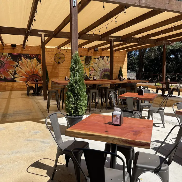 Napa Yard Oxbow Gardens Restaurant - Napa, CA | OpenTable