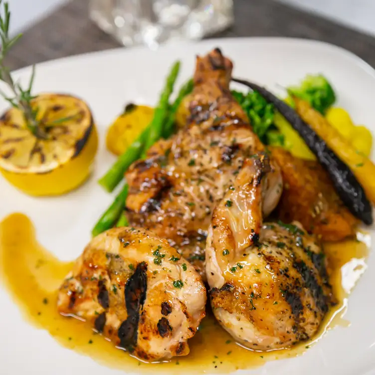 Restaurante 112 Restaurant And Lounge - Revelstoke, BC | OpenTable