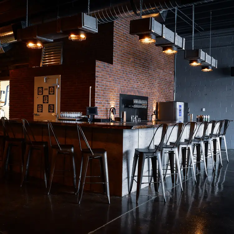 Overflow Brewing Co - Updated 2025, Brewery in Ottawa, ON