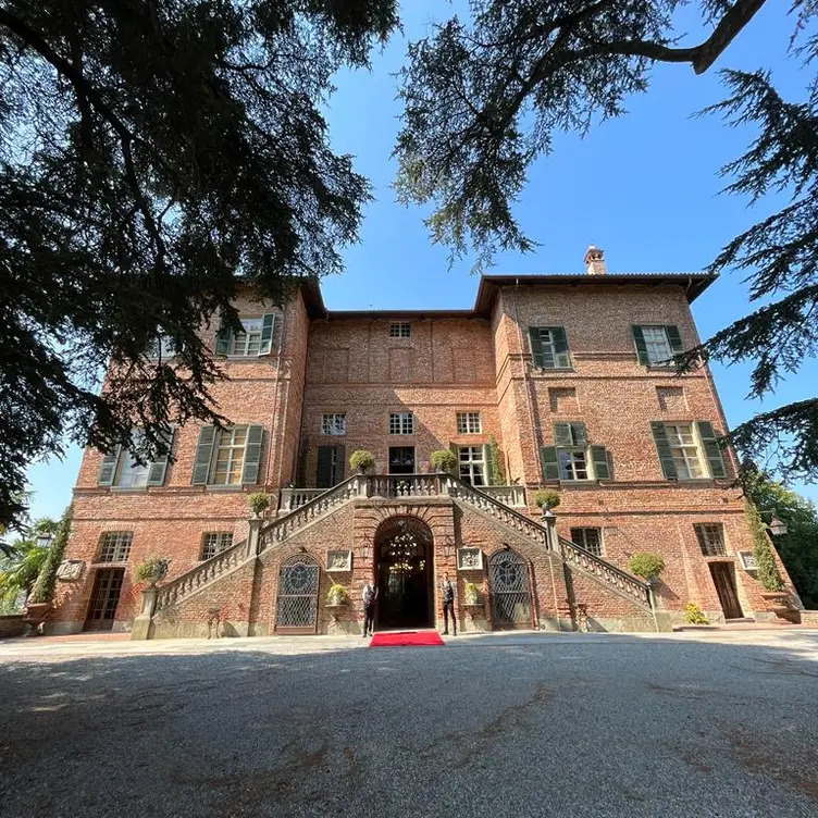 Castello di Casalborgone Restaurant - Casalborgone, Citta Metropolitana ...