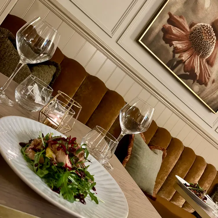 The Drovers Arms Restaurant & Country Pub - Skipwith, North Yorkshire ...