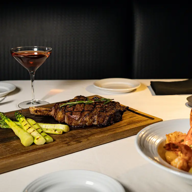 Bistecca Italian Steakhouse – Tuscany Suites & Casino Restaurant - Las ...